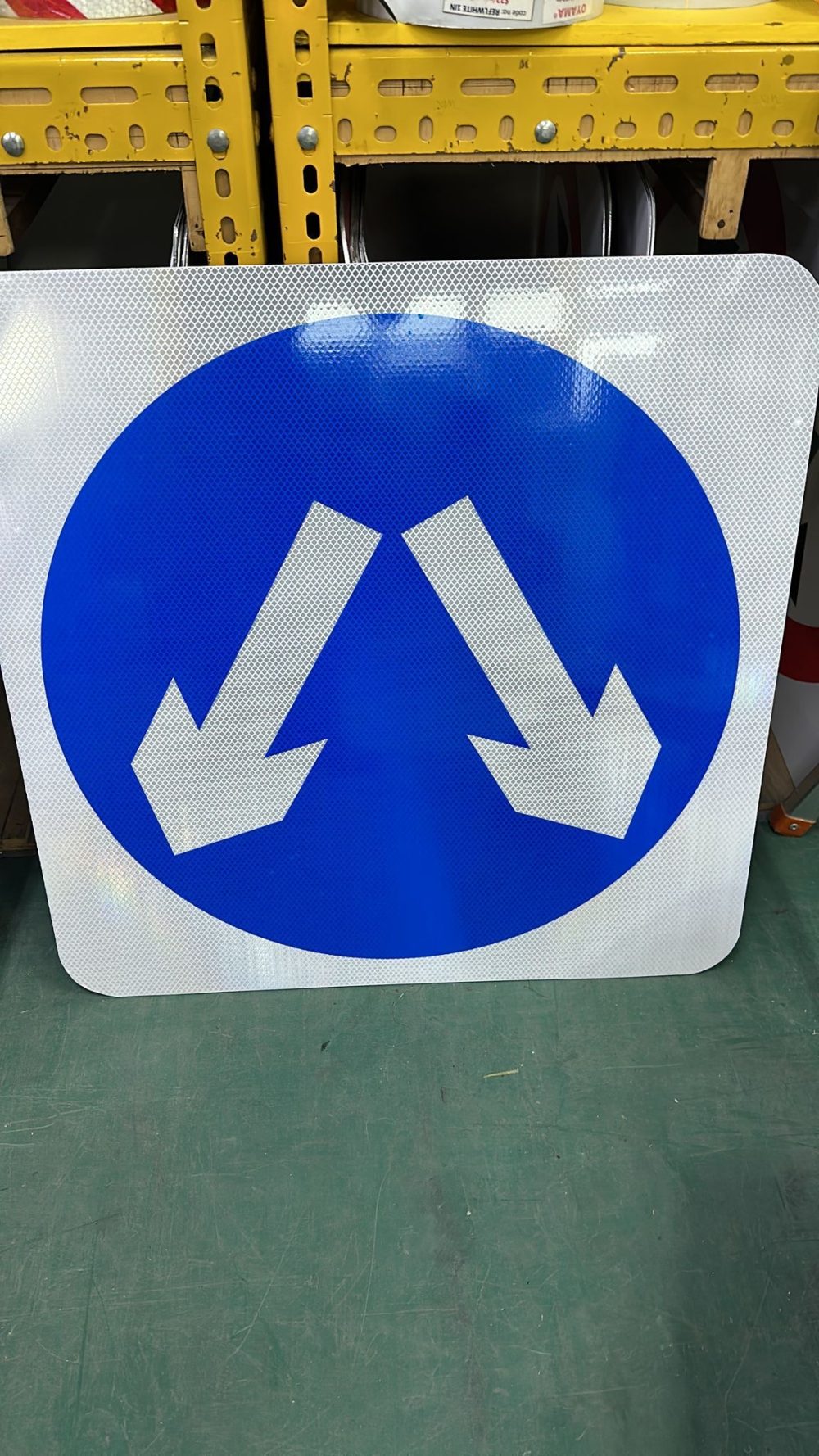 Pass Either Side( LTA STANDARD) – Safety Signs